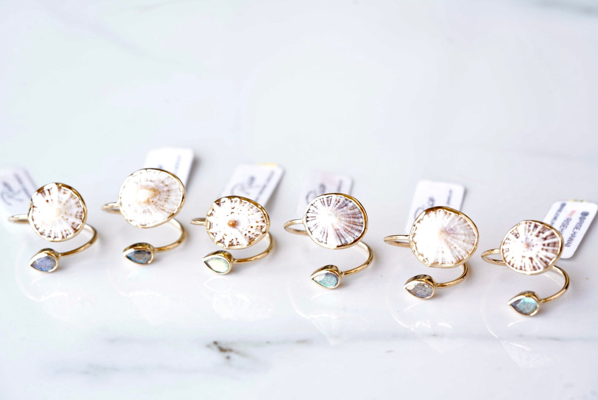 Solid Gold ‘Mika’ Opihi Wrap Ring – Rise Hawaii